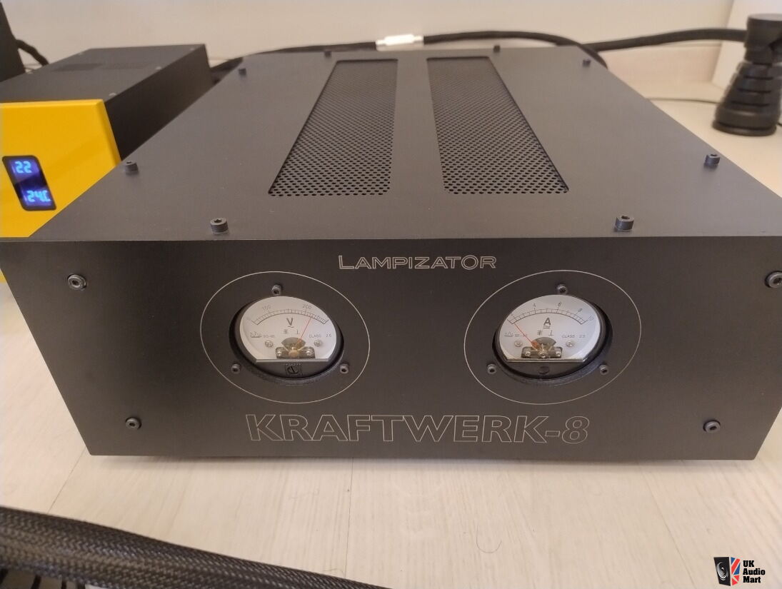 Lampizator KRAFTWERK-8 Power conditioners AC Filter 10 outlets Photo ...