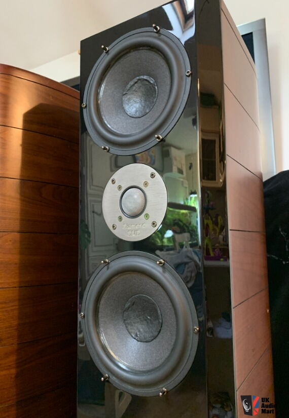 Usher Mini Dancer 2 DMD Photo #5496097 - UK Audio Mart