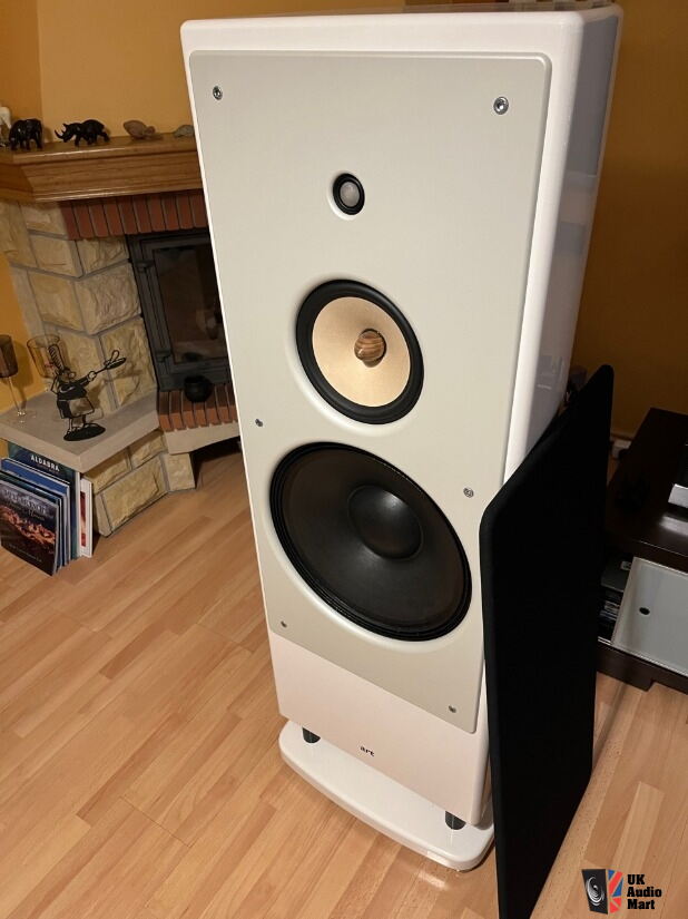 ART Loudspeakers DRAM Diamond 15 Silver Reference Photo #5520421 - UK ...