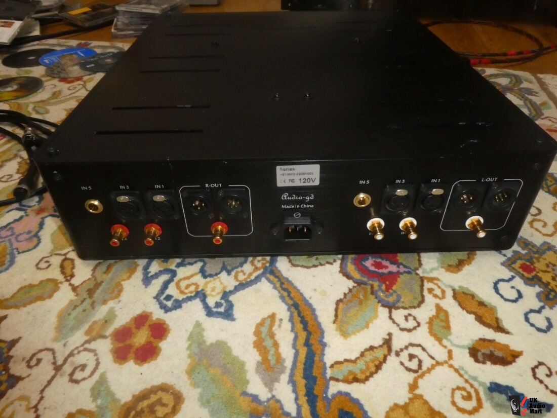 AUDIO GD HE1 with Regenerative power supply Photo #5792588 - UK Audio Mart