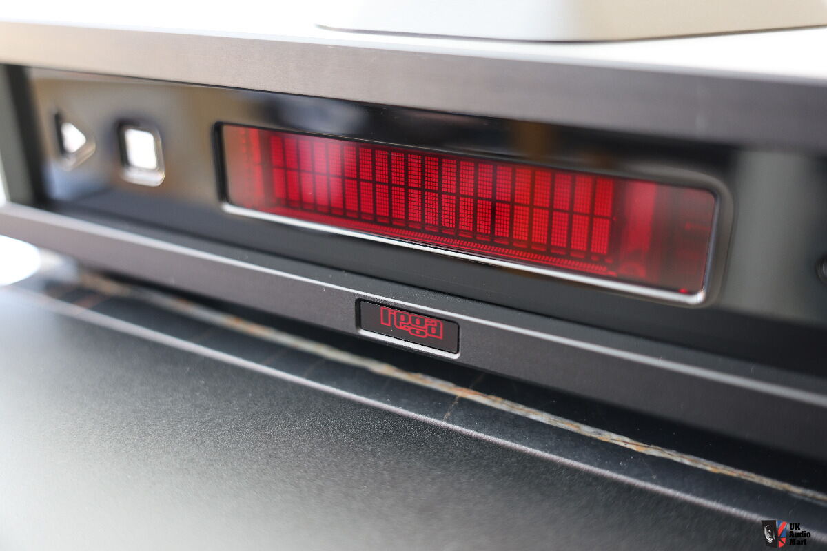 Rega ISIS CD Player Photo #5798828 - UK Audio Mart