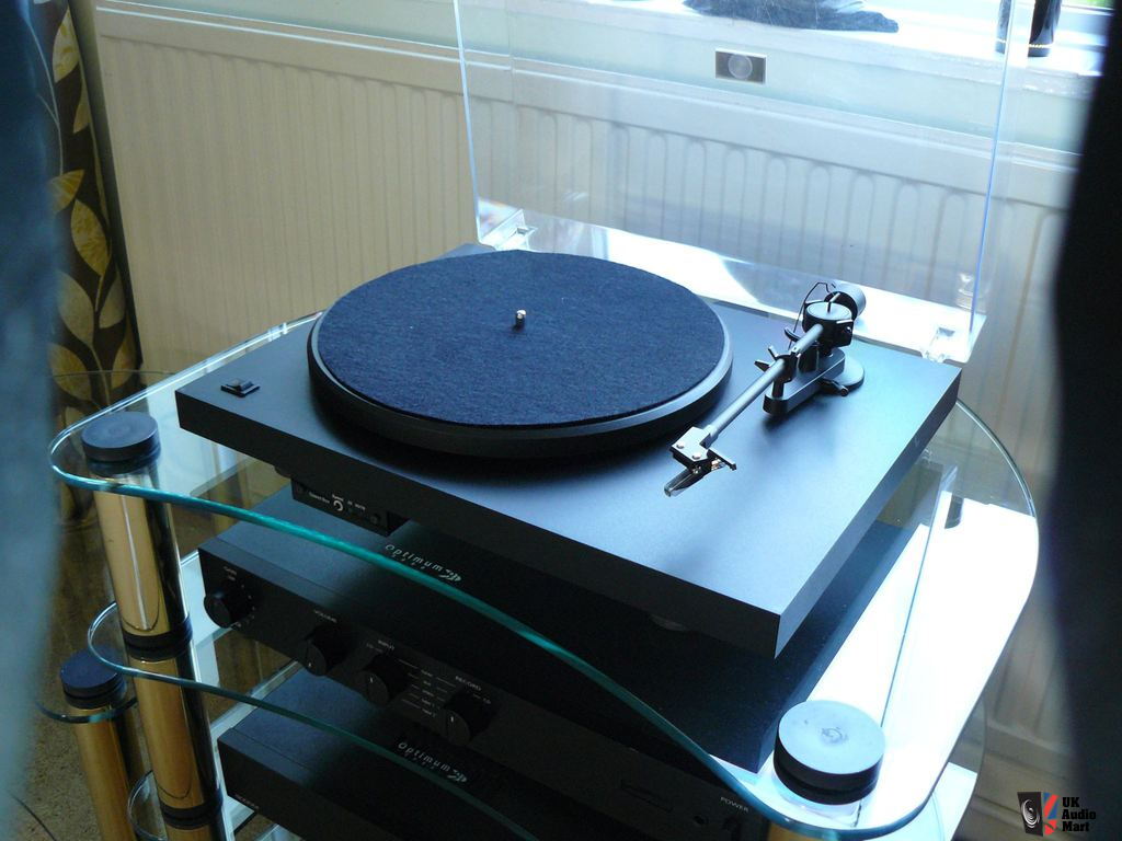 Pro-Ject Debut Turntable Photo #740069 - UK Audio Mart