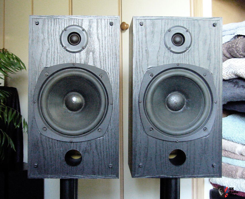 Pair of Celef CF2 Nimbus speakers Photo #798537 - UK Audio Mart