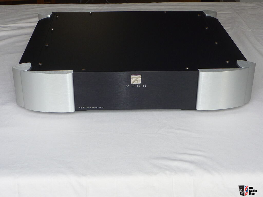 Moon P8-RS pre-amp Photo #829056 - UK Audio Mart