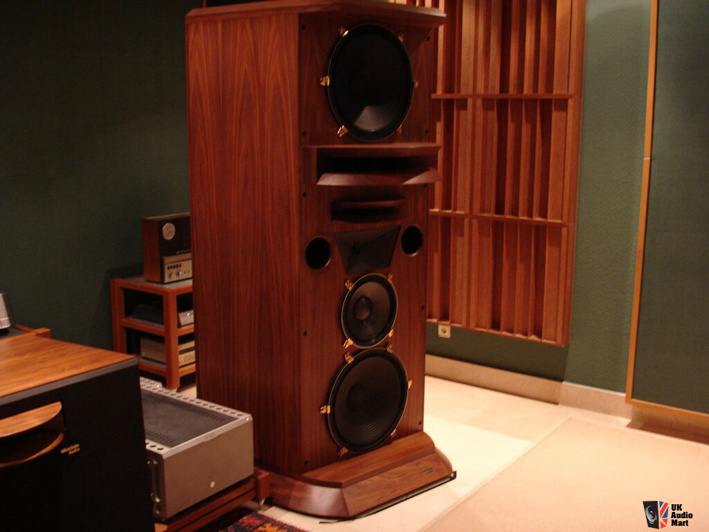 Westlake Audio Tower SM1 Photo #978164 - UK Audio Mart